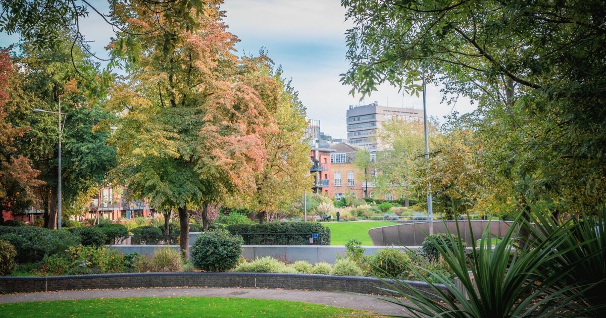 Bernie Spain Gardens | See & Do | South Bank London